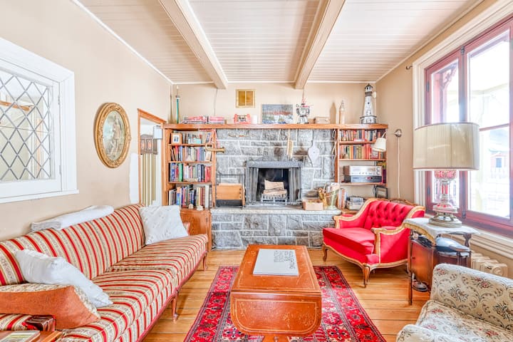 Gorgeous 1847 Home, Park Room, Walk To Restaurants - Ottawa