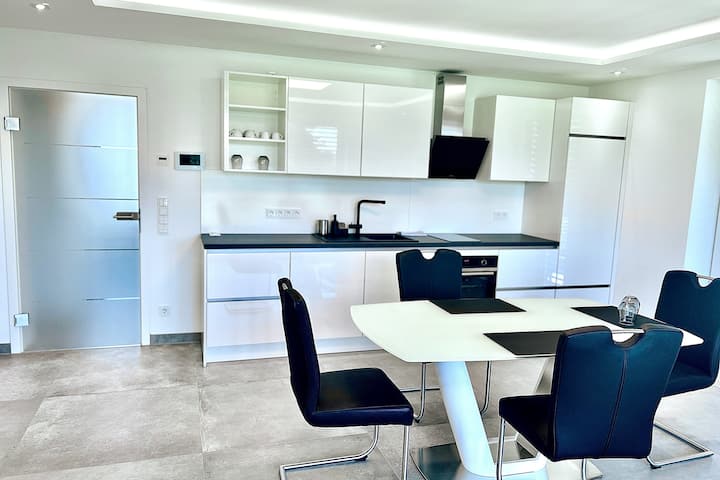 Stylisches 1-zi-apt + Terrasse - Herzogenaurach