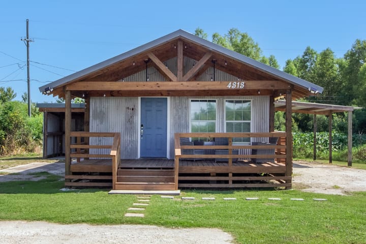 Cajun Bayou Retreat - Lake Salvador, LA