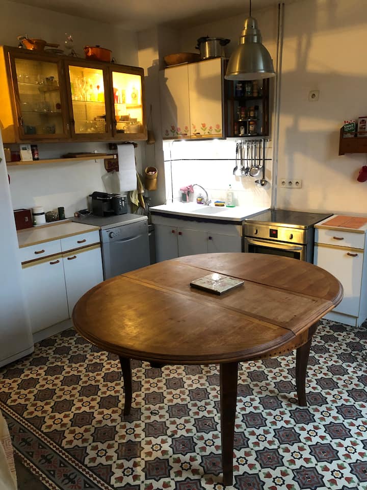 [Promo]chambre Dans Une Belle Maison Des Années 30 - Conflans-Sainte-Honorine