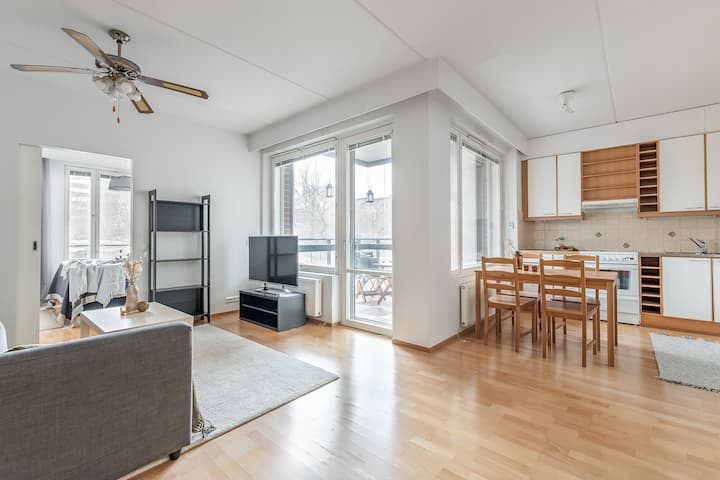 Central Apartment - Sauna & Parking Place - Helsinki