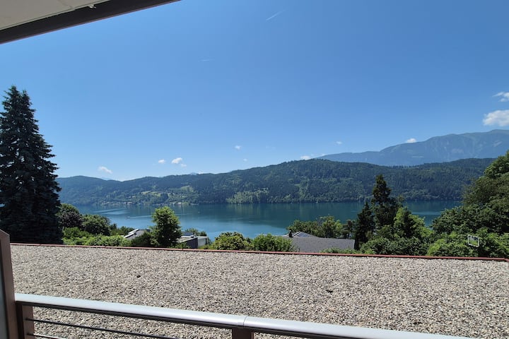 Charmantes Apartment Mit Traumhaftem Seeblick - Millstatt