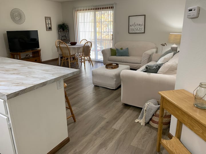 3 Br Suite - Grand Rapids, MI