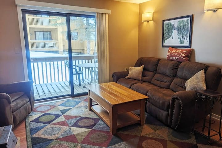 3 Bed/2 Bath Ski In/out | Discounted Hv Passes - Salamanca, NY