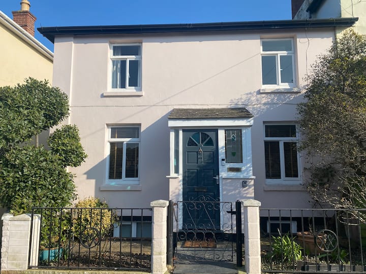 Nicely-styled Home Isle Of Wight Near Beach - Bembridge