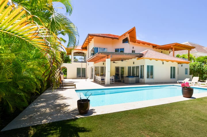 5br Villa+cook+golf Cart ! New Year 20256 - Punta Cana