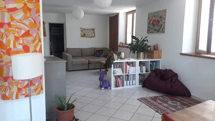 Appartement Spacieux Dans Village De Charme - Drôme