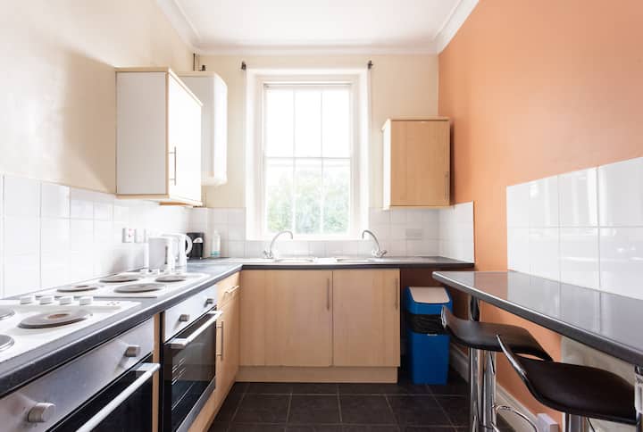 Bright Attic Twin Room In Kensington 302 - Earls Court