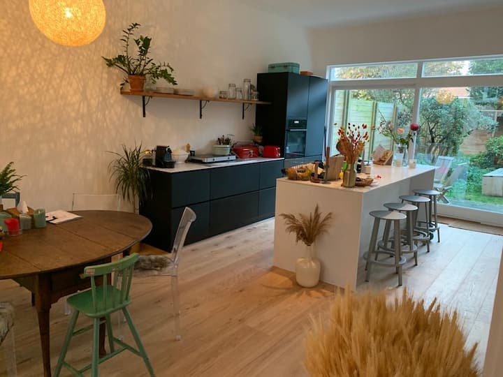 Large Family Home Close To Beach And City Centre - Wassenaar
