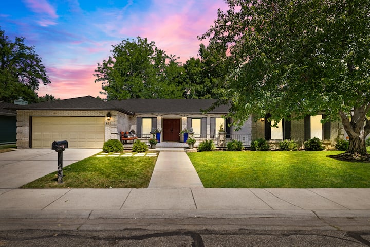 "Pottery Barn" Charmer Close To Everything! - Boise, ID