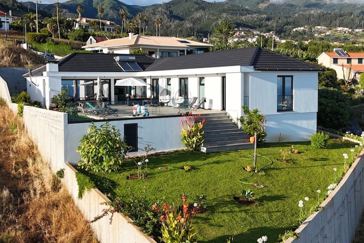 Teddy's Blue Room - Estreito da Calheta