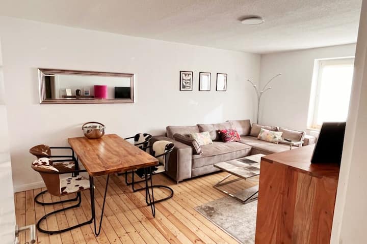 Stilvoll Und Zentral - Apartment Mit Working-space - Hagen