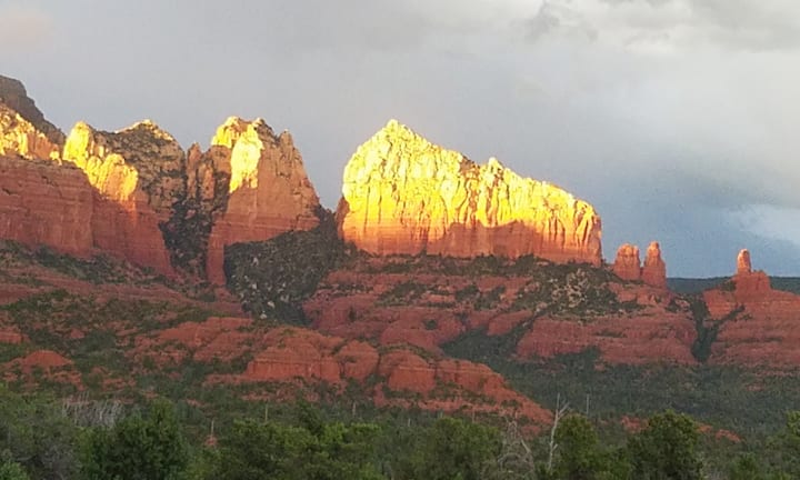 Ship Rock Nook, Beautiful Views - Sedona, AZ