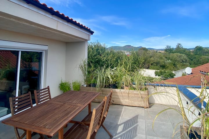 Appartement Moderne Avec Terrasse Vue Puy De Dôme - Aubière