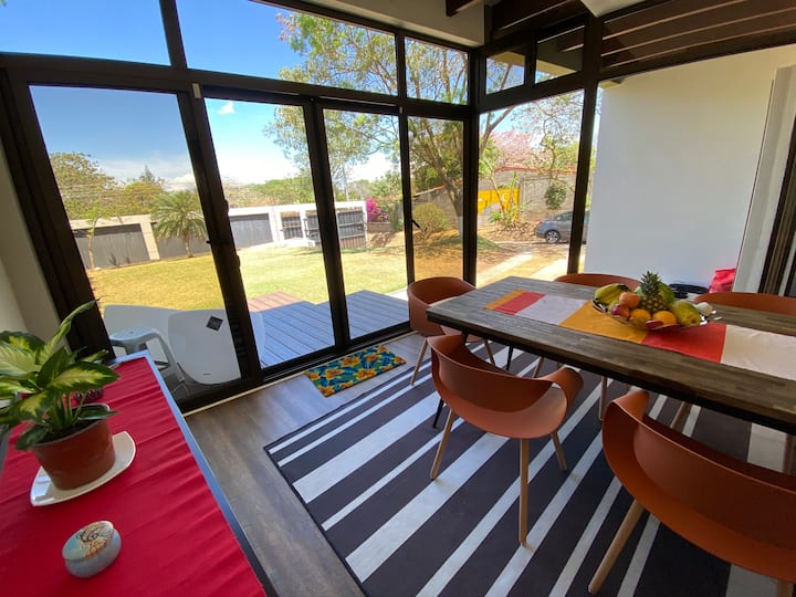 Casawelluga-modern,bright, Kid/pet Friendly - San José, Costa Rica