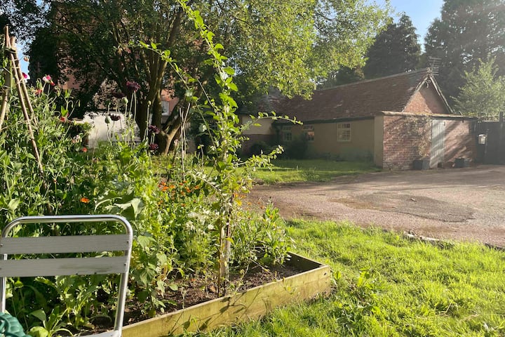 Buntingsdale Cottage - Shropshire