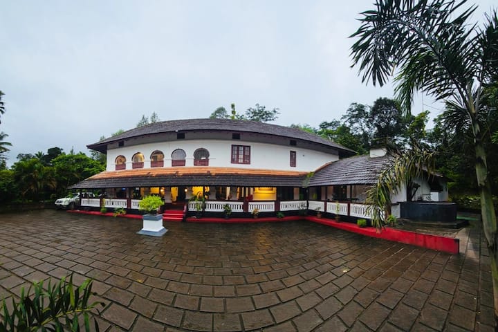 Keloth Tharavadu Heritage Resort - Wayanad