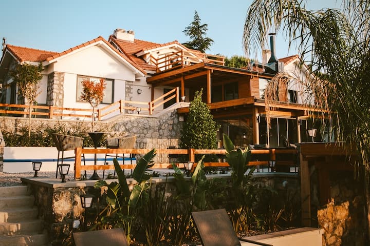 The Ascents Of Urla - Urla