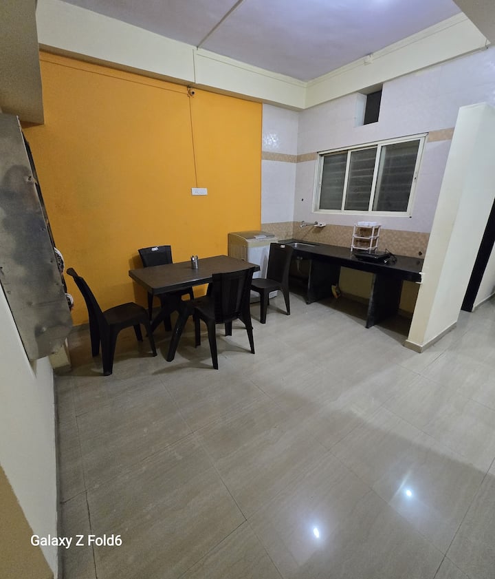 Near Mahalaxmi Temple, 2bhk Flat - Kolhapur