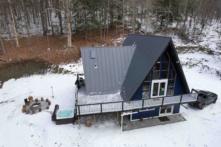 Mountain Edge A-frame - Bethel, VT
