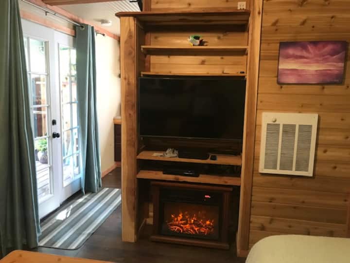 Cozy Cabin W/firepit On The Coast-hear Ocean Waves - Half Moon Bay, CA