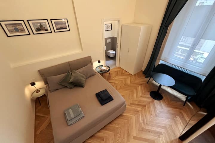 Milano Camera Ensuite Tra Il Duomo E I Navigli - Milan
