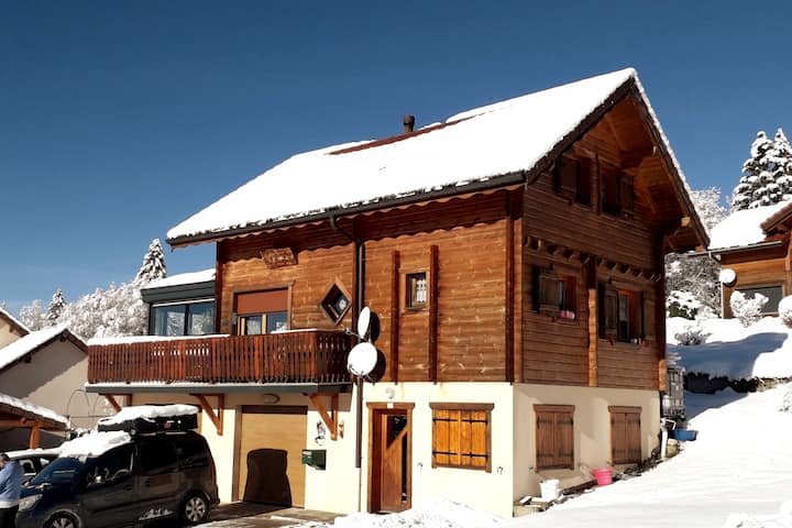 Studio Indépendant Dans Chalet De Montagne - Lamoura