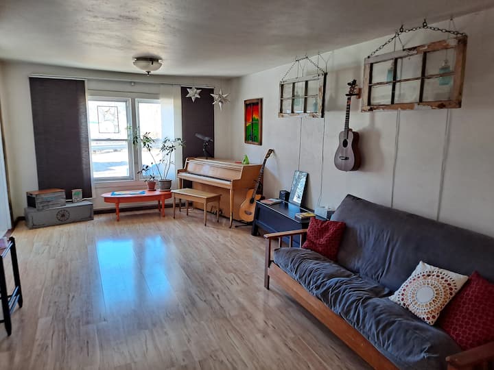 Private Bedroom And Bath - Walk Downtown! - Durango, CO