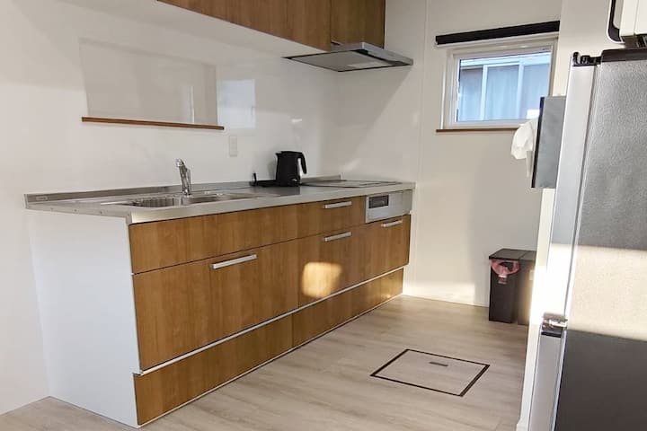 キーレスチェックイン・駐車スペースあり・キッチン・エアコン完備
快適一軒家 - 石狩市