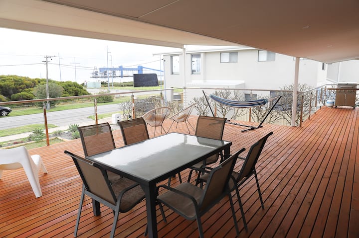 Seavalor Skyfall - Rockingham