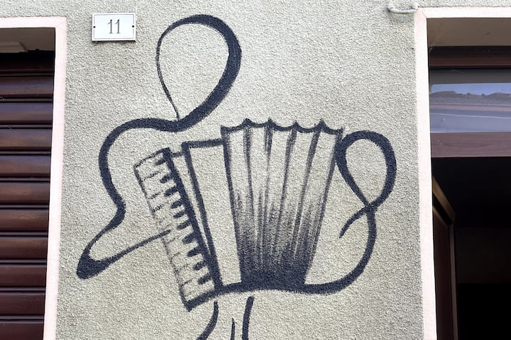La Fisarmonica. Casa Rurale, Ritorno Al Passato. - Voghera