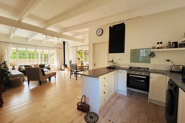 Charming & Sunny Cottage In Hout Bay - Cape Town - Cape Town