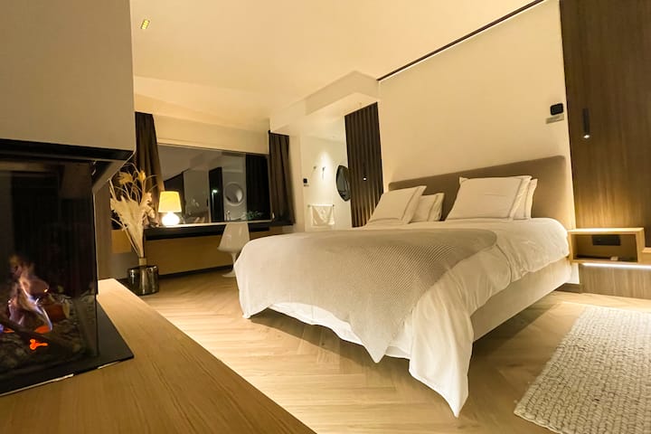 Le19 Suite Lucy Avec Jacuzzi - Namur