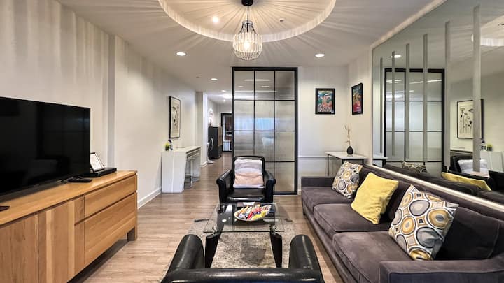 Neveu:the Duplex, 4 Bedrooms Apt@mrt Sutthisan - Bangkok