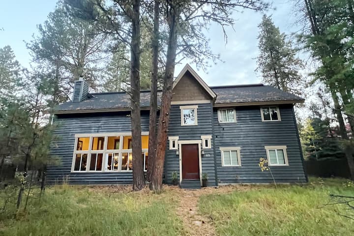 The Conifer Lodge In Mccall, Idaho - McCall, ID