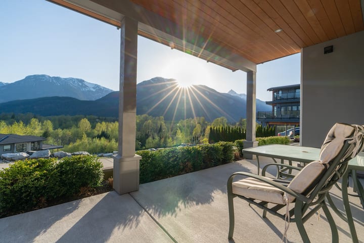 Entry Level Suite With A View - Squamish