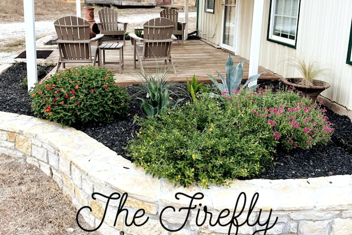 Cozy Country Cabin, 2.5 Miles From Downtown! - Glen Rose, TX