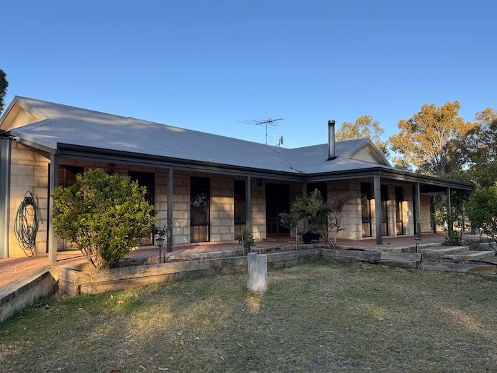 Elevated Serenity Farm-stay - Mundaring