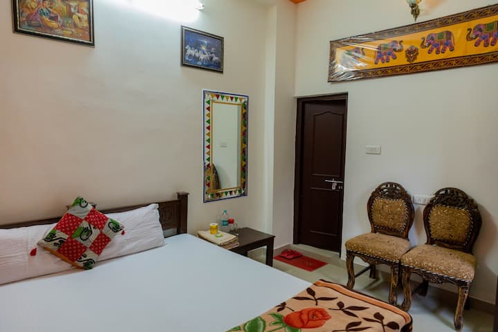 Deluxe Double Room By Hotel Tulsi Palace - Pushkar