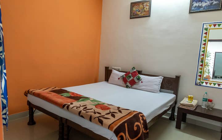 Deluxe Double Room By Hotel Tulsi Palace - Pushkar