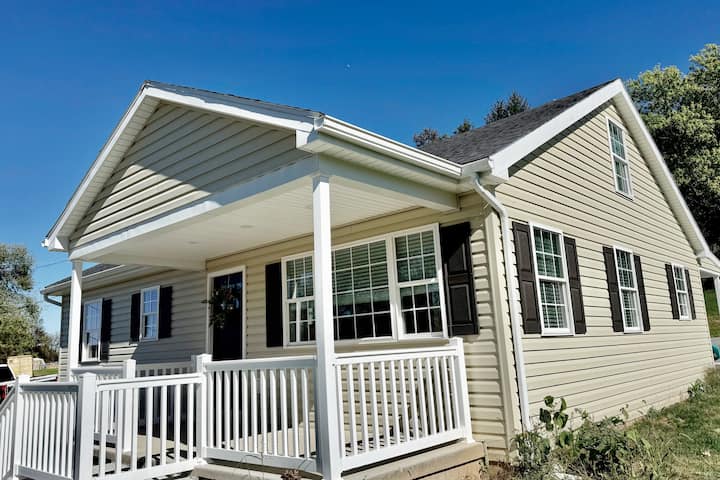 Cape Cod Next To Codorus State Park & Lake Marburg - Hanover, PA