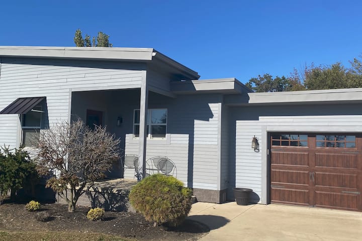 Sports And Thrills Retreat Near Cedar Point ! - Sandusky, OH