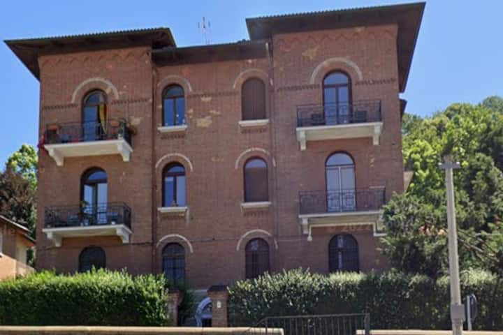 Panoramico, Spazioso, Con Tutte Le Comodità - Turim