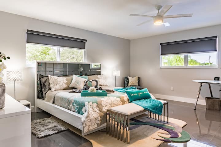 Voted#1 Villa-oversized Pool/b-ball Ct Miami/fll - Miramar, FL