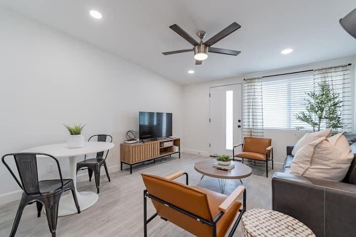 Newly Updated! Old Town Scottsdale 5 Mins Away - Paradise Valley, AZ