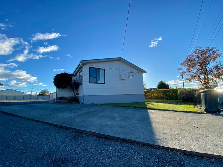 Simons St Getaway - Free Wifi - Twizel