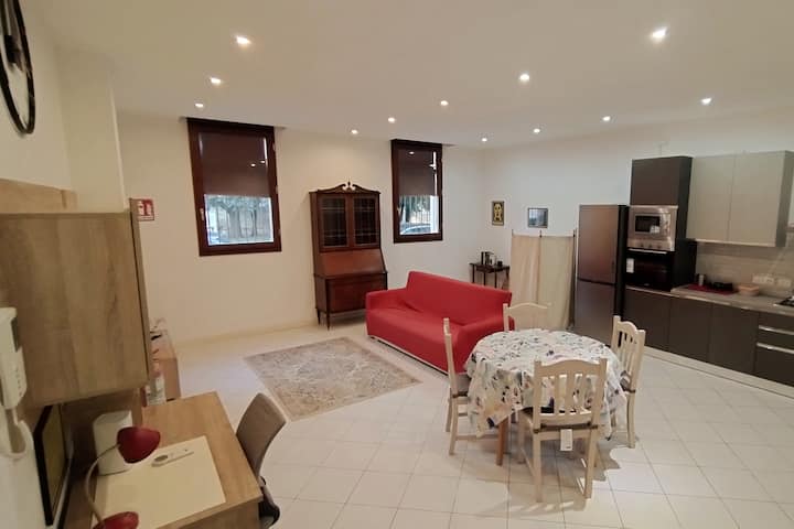 Bilocale Piano Terra A Ridosso Del Centro Storico - Ravenna