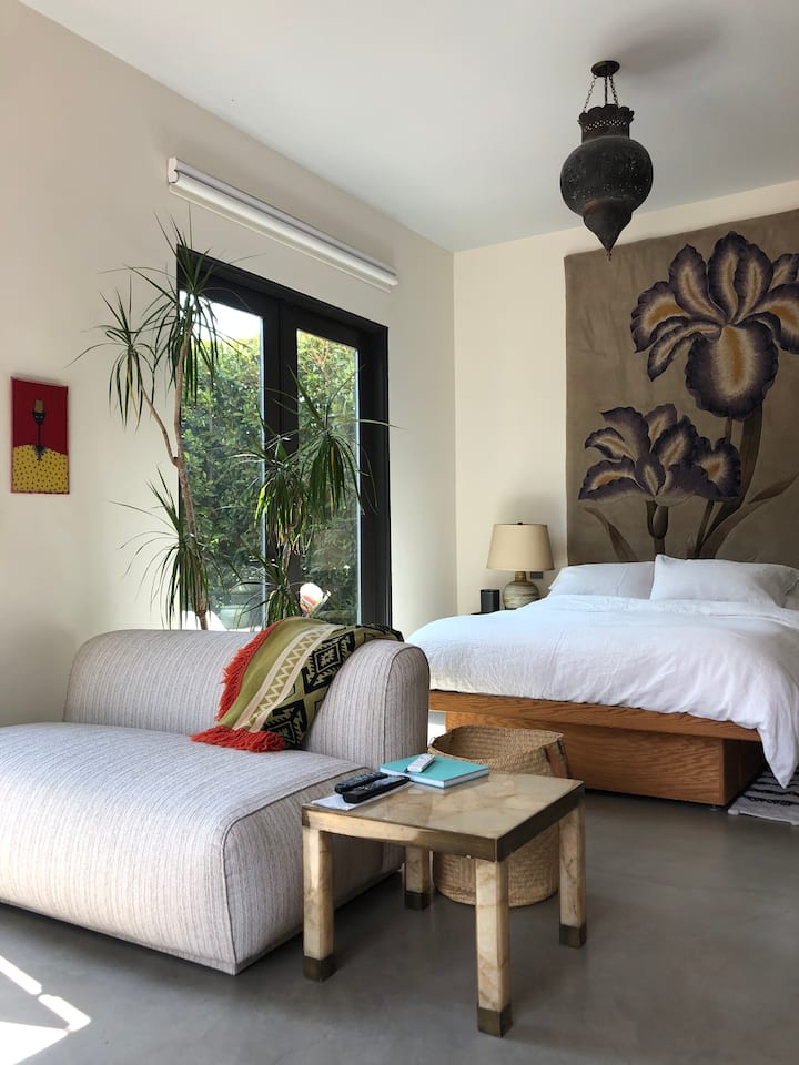 Casita Casbah Hancock Park *Private Guest House - Los Angeles, CA