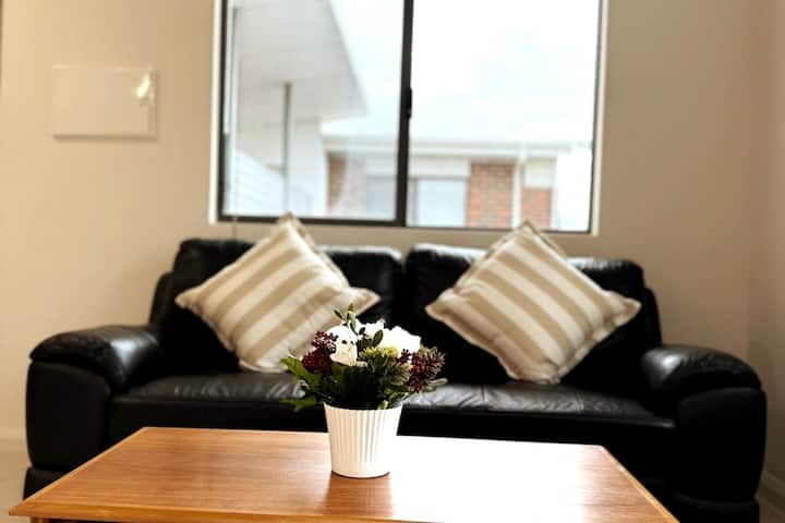 Cozy Cannington Stay | Close To Curtin Uni & Shops - Perth