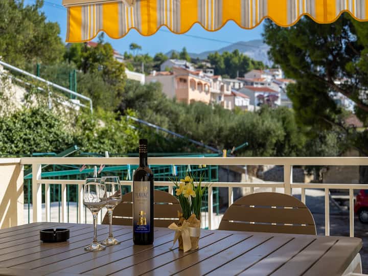 Apartment Rosemary No.3 With One Bedroom - Omiš